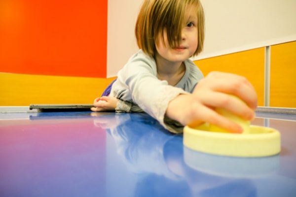 Interactive Learning through touch screen video table: Fostering ...
